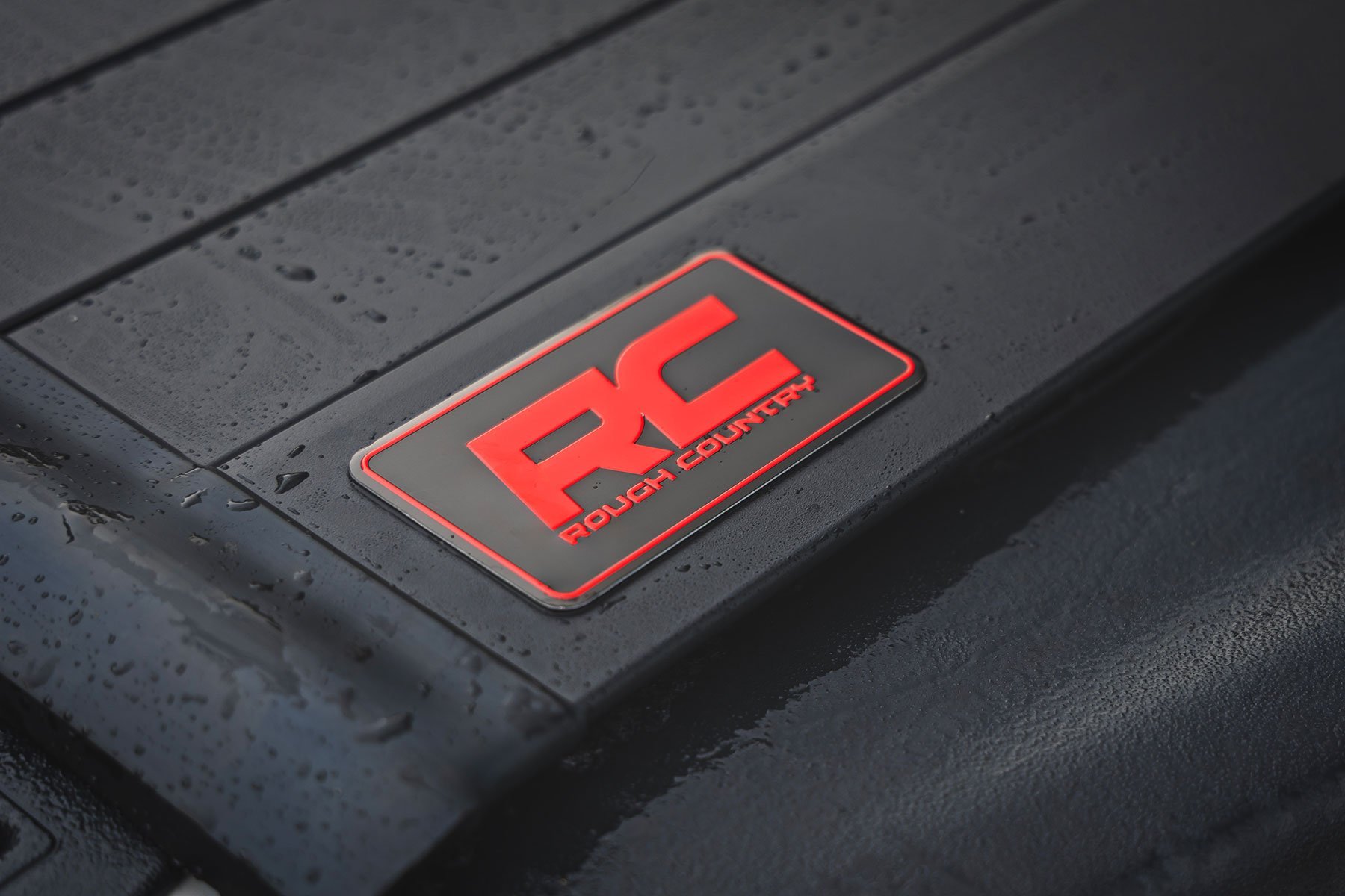 Hard Roll Up Bed Cover | 5'7" Bed | Ram 1500 (10-18)/2500 (10-25) | Off ...